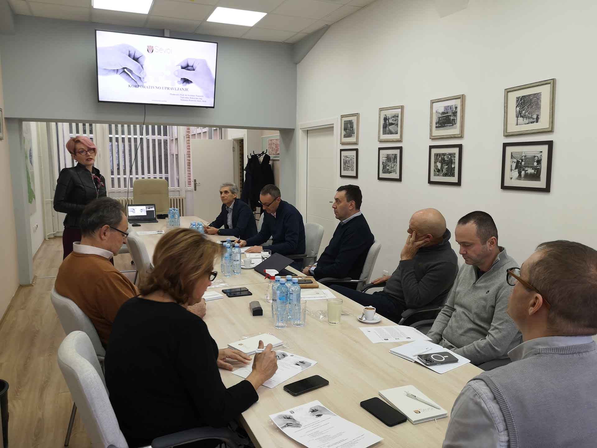 ODRŽAN JEDNODNEVNI IN-HOUSE SEMINAR JKP „PARKING SERVIS“ BEOGRAD ...